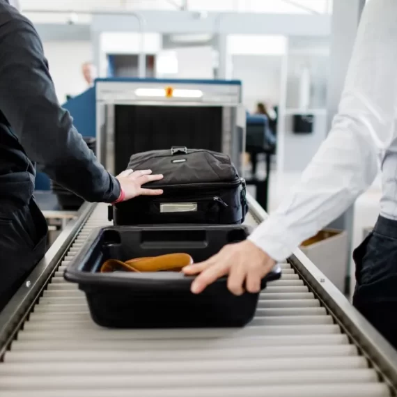 Secure X-Ray Baggage Scanner for Airport in Qatar - Axle Systems 2025
